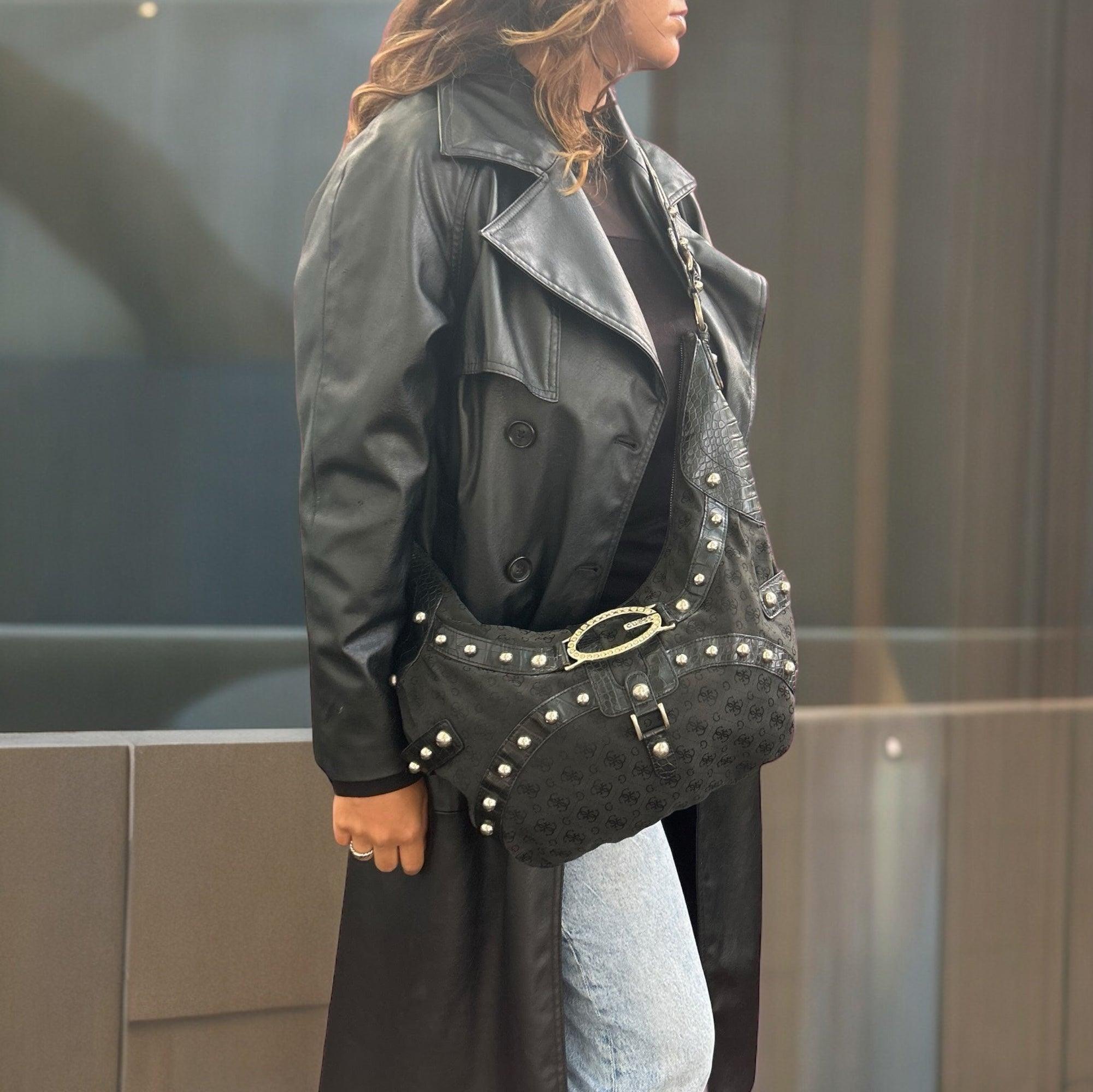Vintage Guess Bag Black Y2K – Lyons way | Online Handpicked Vintage ...